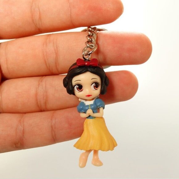 Precious Moments | Toys | Disney Princesses Keychain Set 4 Snow White ...